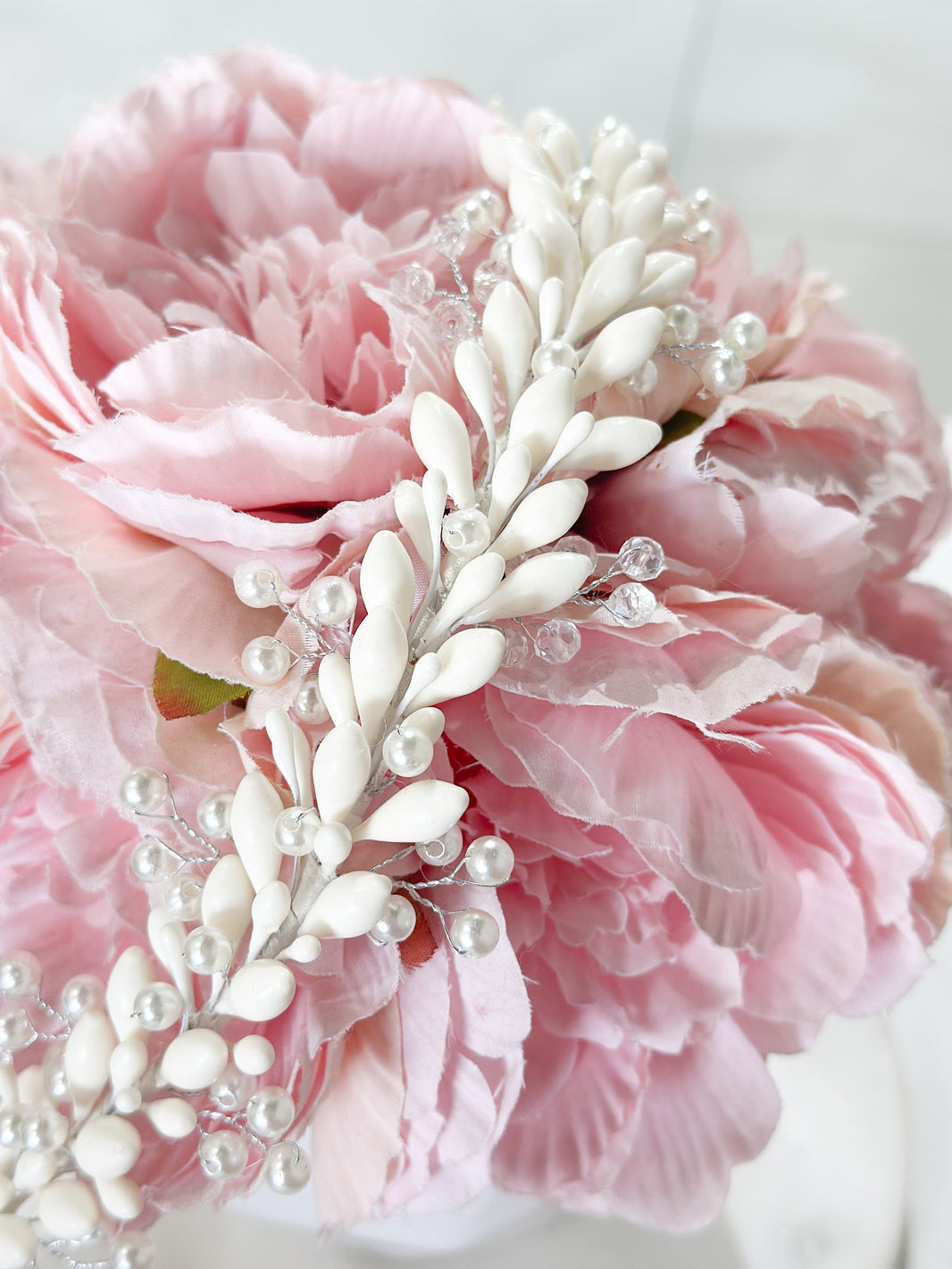 AZAHARES – La Catedral Accesorios de Novia